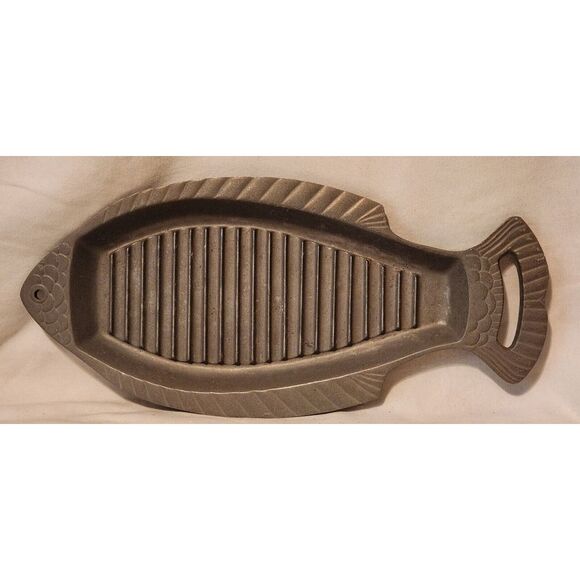 Wilton Armetale | Kitchen | Wilton Armetale Gourmet Grill Ware Fish ...